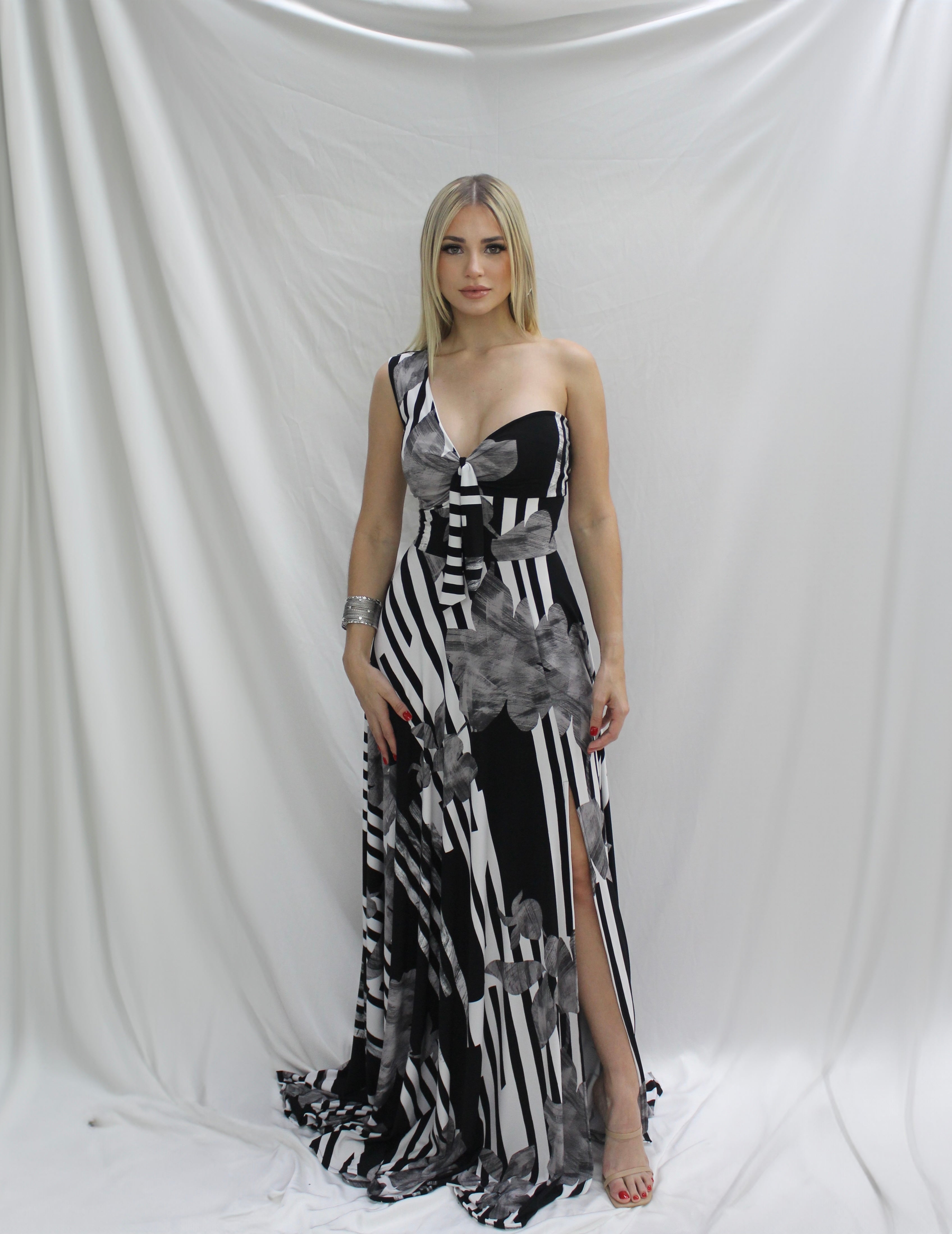 DRESSES by Lissa – atelierlissaporrata